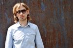 Mittelscheitel: Wie du in 4 einfachen Schritten einen neuen Look ...